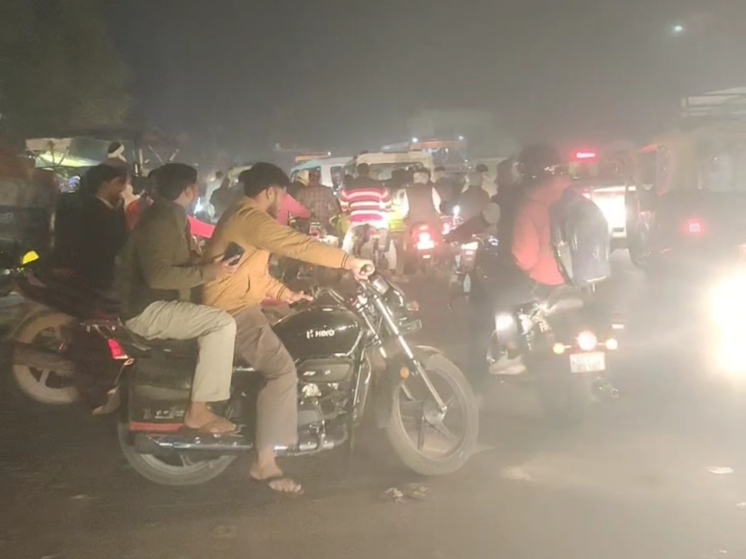 There is no relief from the jam on Meja Road, even ambulances are ...