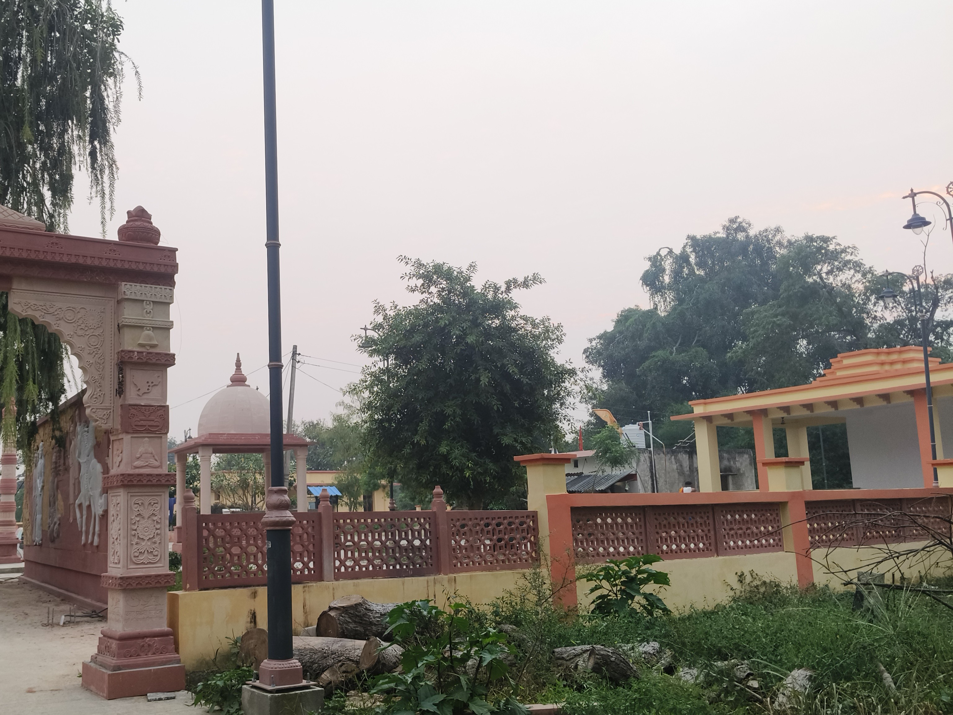 Construction of the ancient Shravan Ashram temple continues in Khiharan ...