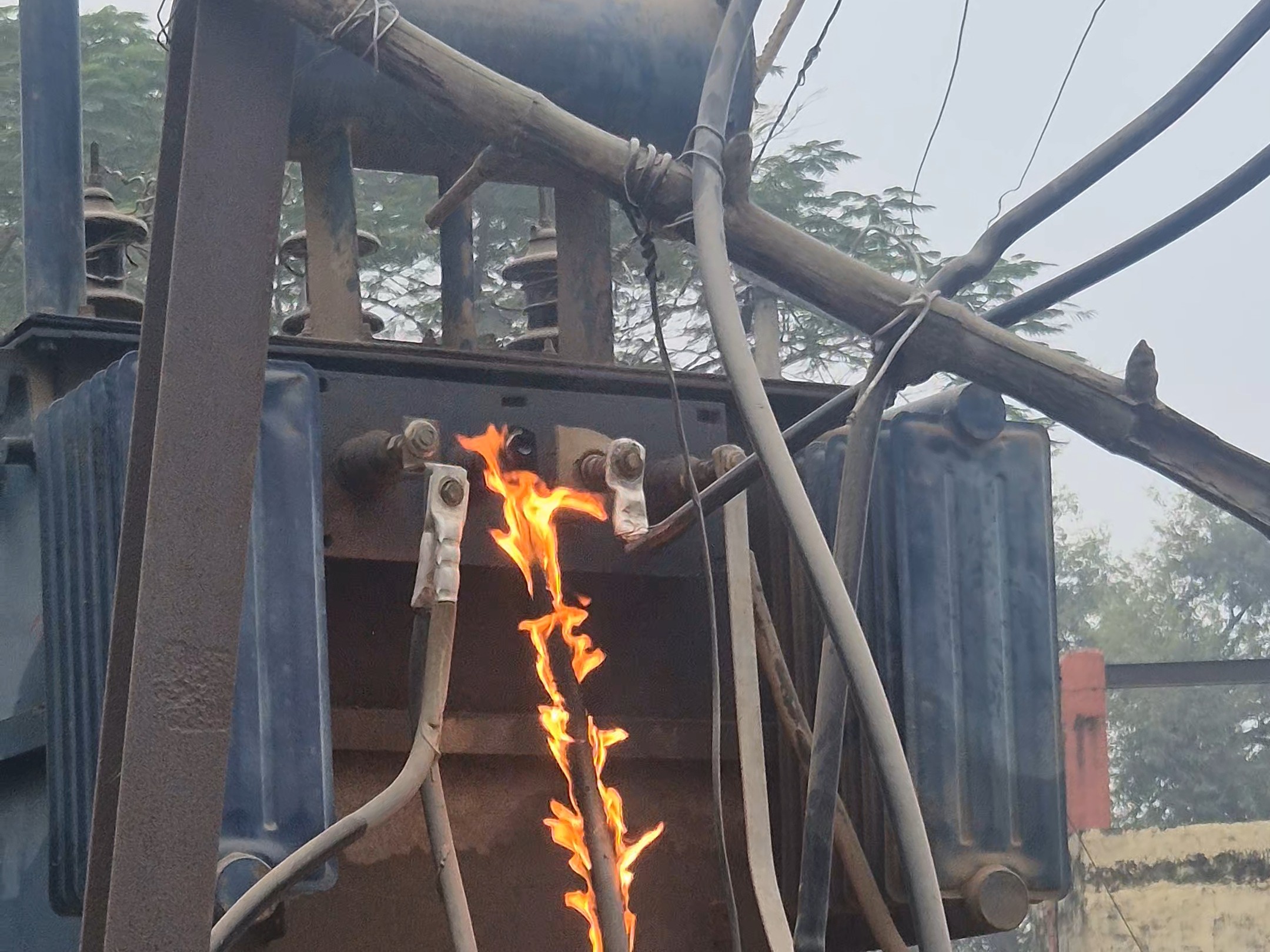 Fire breaks out in 250 KV transformer in Mardah