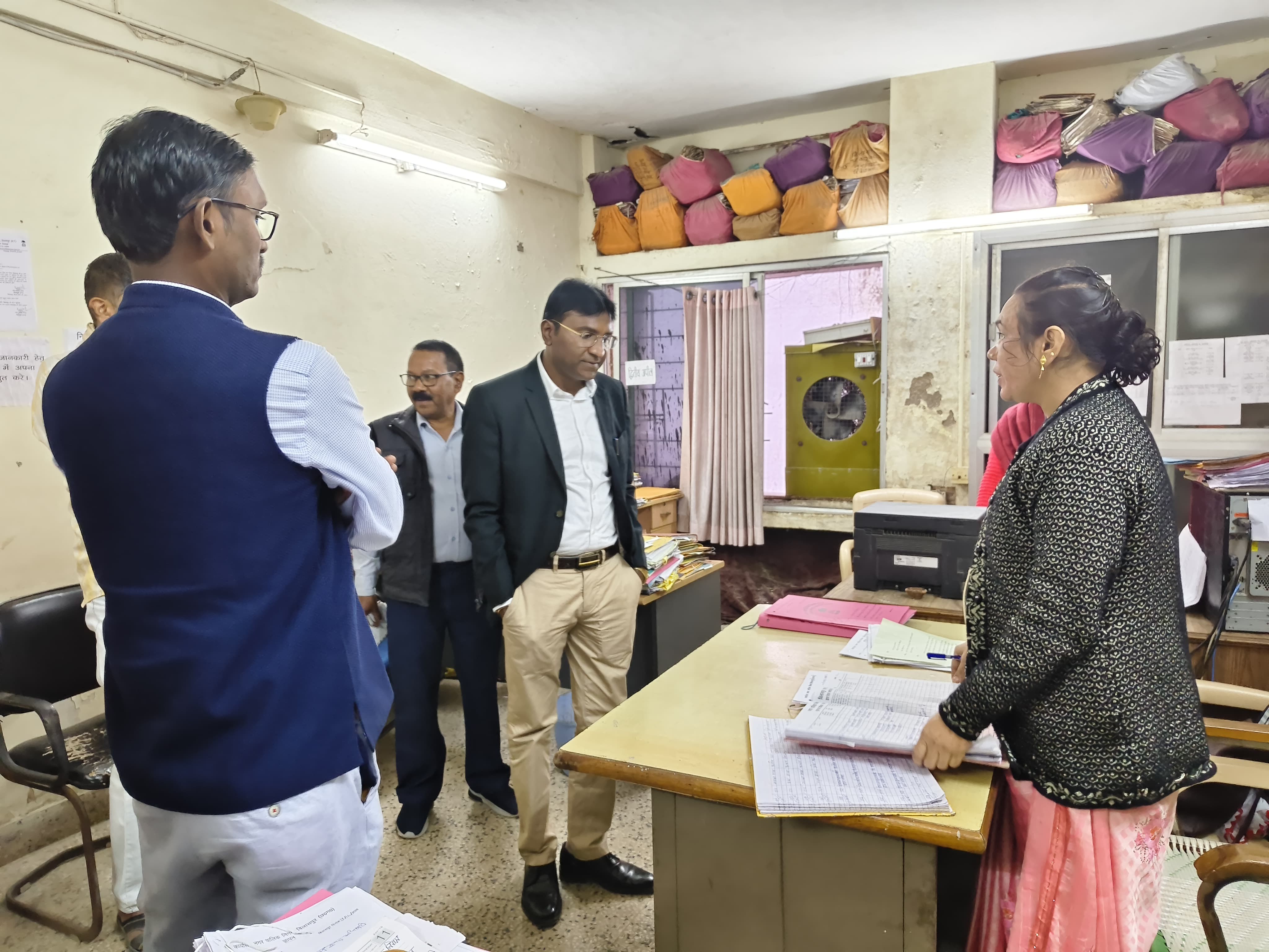 Bilaspur Corporation Commissioner Prakash Kumar Surve assumed charge.