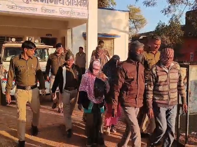 5 govt staffers arrested for luring tribals into religious conversion ...