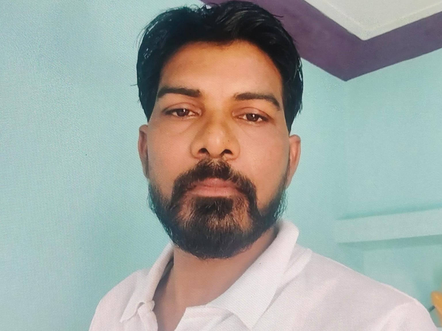 Manda: Youth dies after being hit by a train | मांडा में ट्रेन से कटकर ...