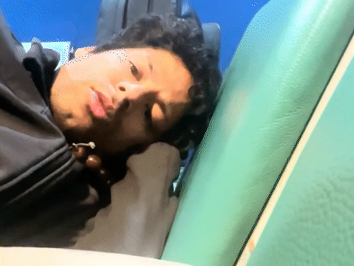 Vlogger Anant Mittal Hostage at Guangzhou Airport in china
