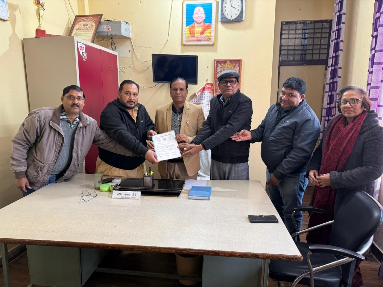 Principals should receive salaries commensurate with their positions ...