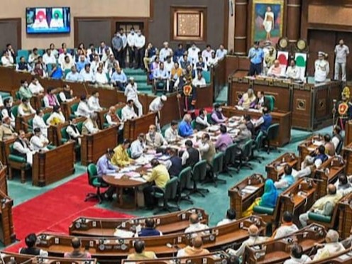 Dress code for officers, reporters, drivers and servants | अफसर ...