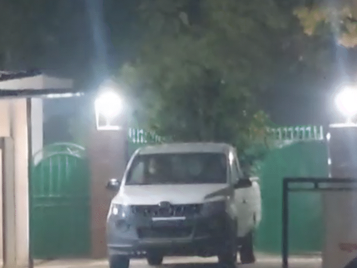 Lalu Prasad Family (Rabri Awas) Shifting Update; Tejashwi Yadav | Patna