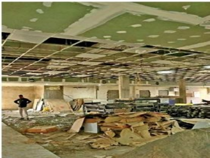 VIP entry and exit will be from the old terminal building. | एयरपोर्ट ...