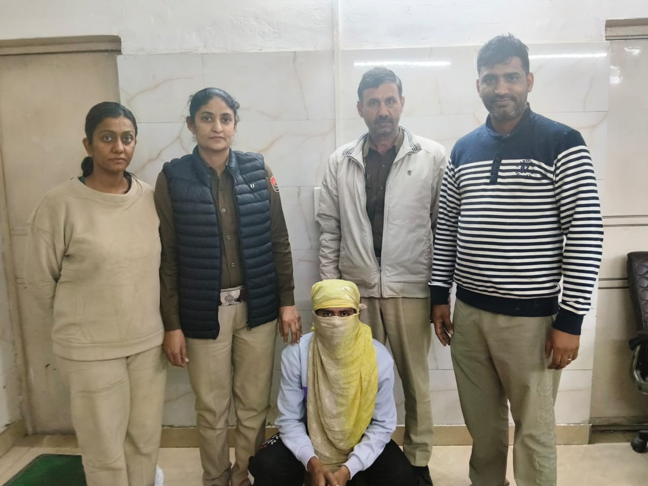 Hisar Police Arrest Main Accused Drugging Robbery Case, Gold Jewellery ...
