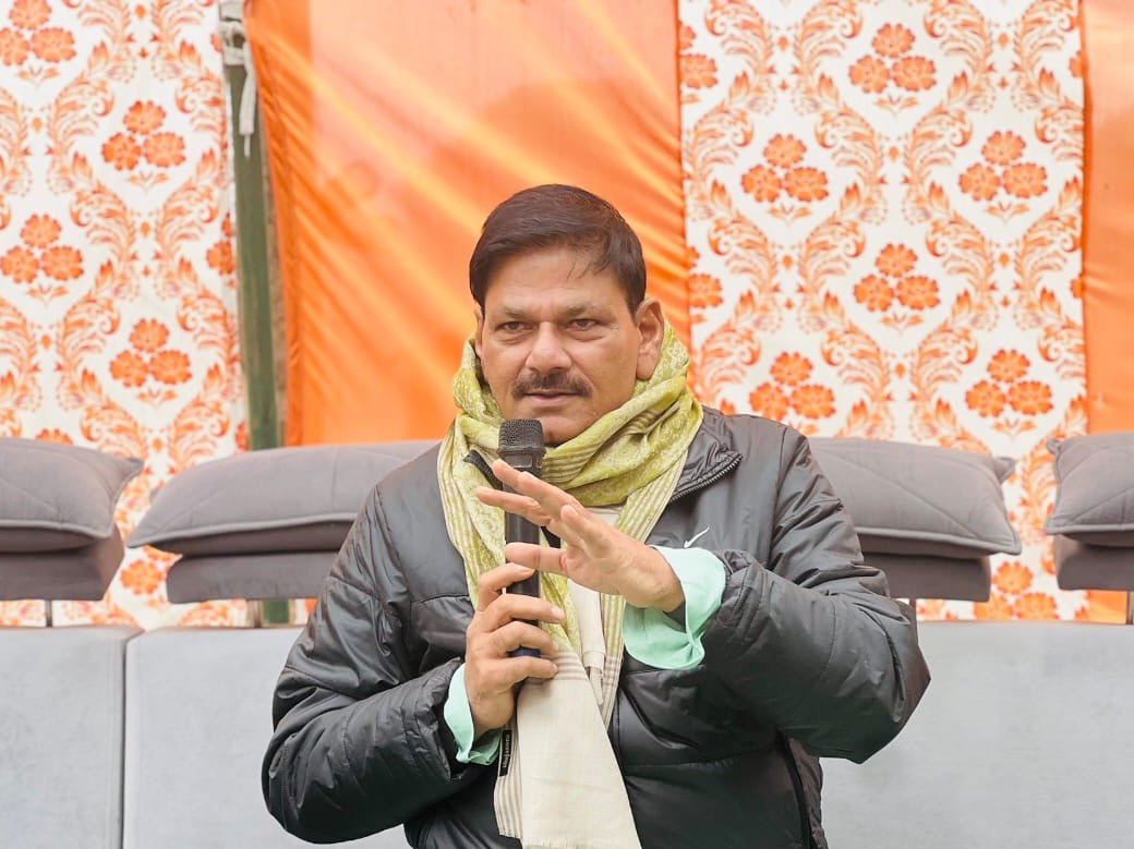 Jewar MLA interacted with Bhatta-Parsaul farmers | जेवर विधायक ने भट्टा ...