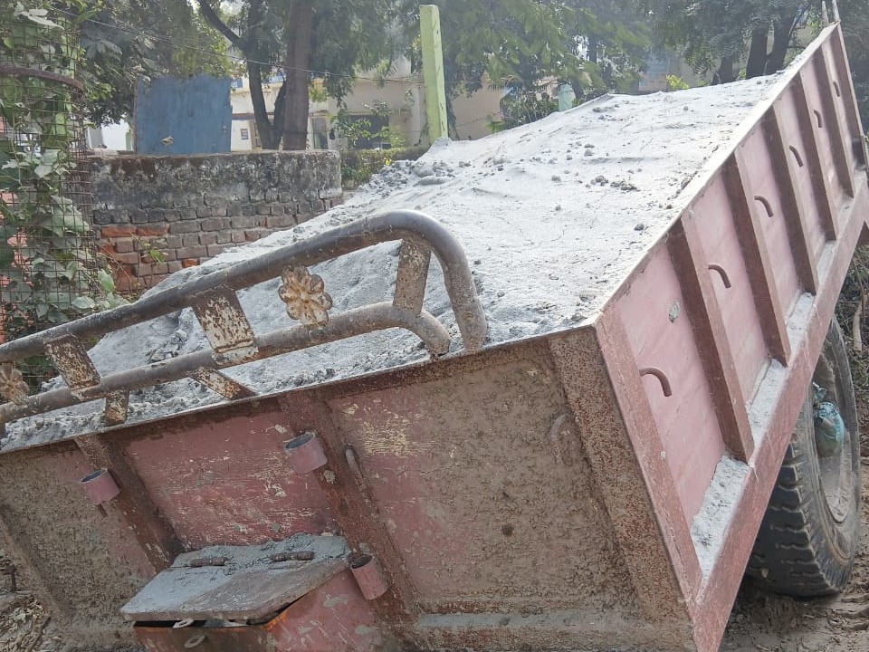 Bamrauli Katara police busted illegal mining
