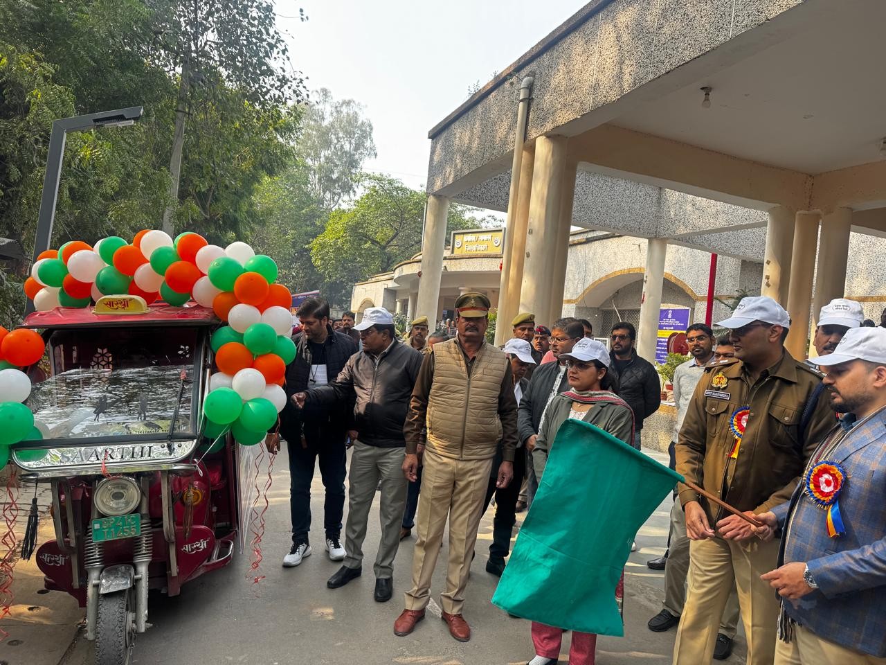 National Road Safety Month begins in Barabanki | बाराबंकी में राष्ट्रीय ...