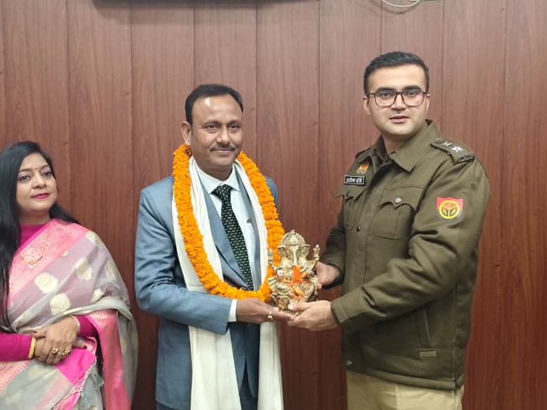 Additional Superintendent of Police Digambar Kushwaha retired