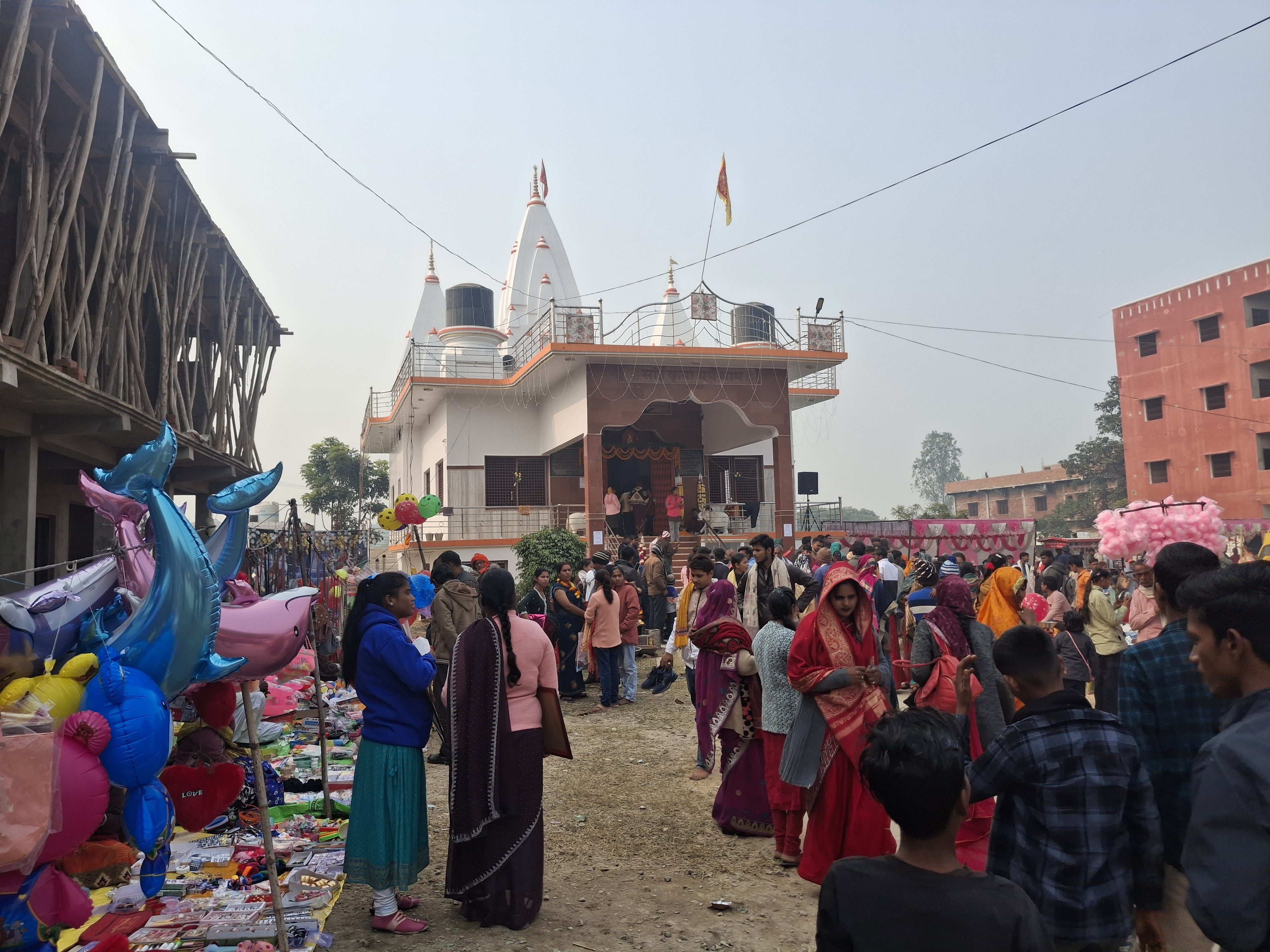 New Year Fair at Sai Baba Temple, Manda Road