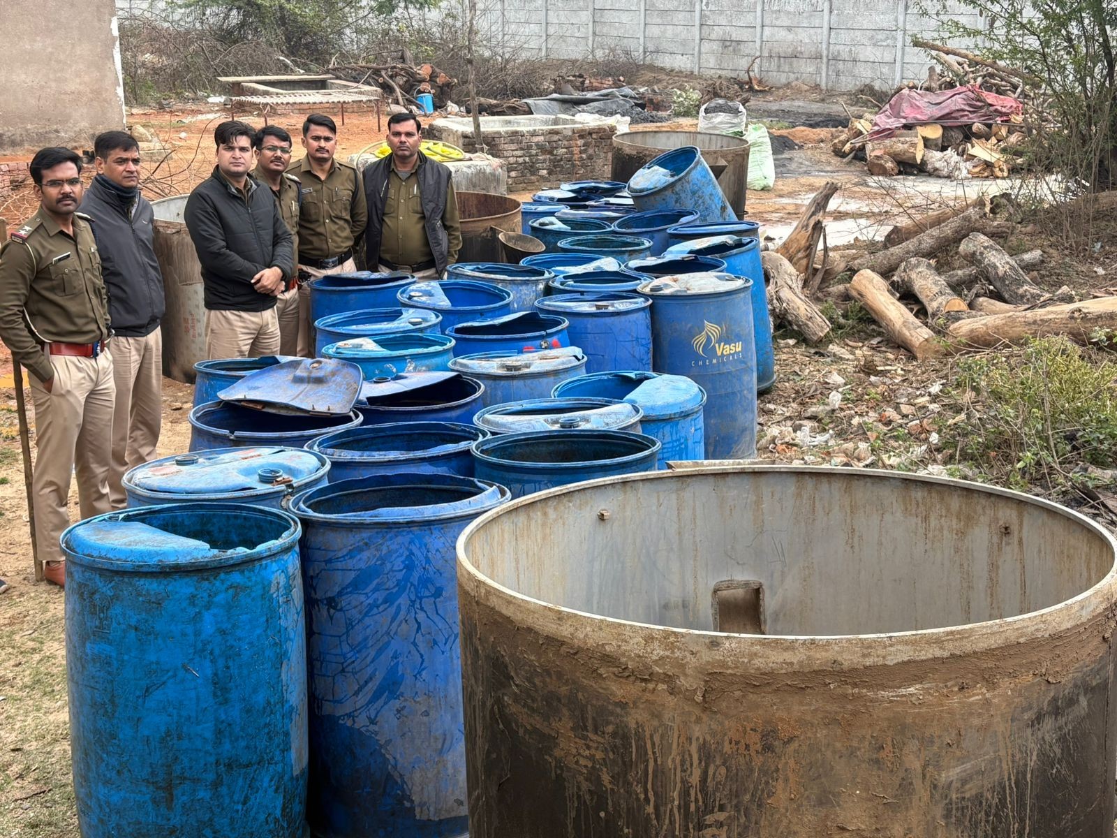 Excise team raided Kanjar camp in Karaira
