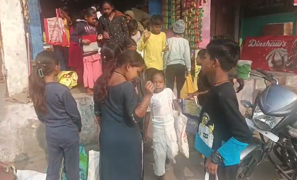 Chhath Cherchera festival in Chhattisgarh, children and youth go out to ...