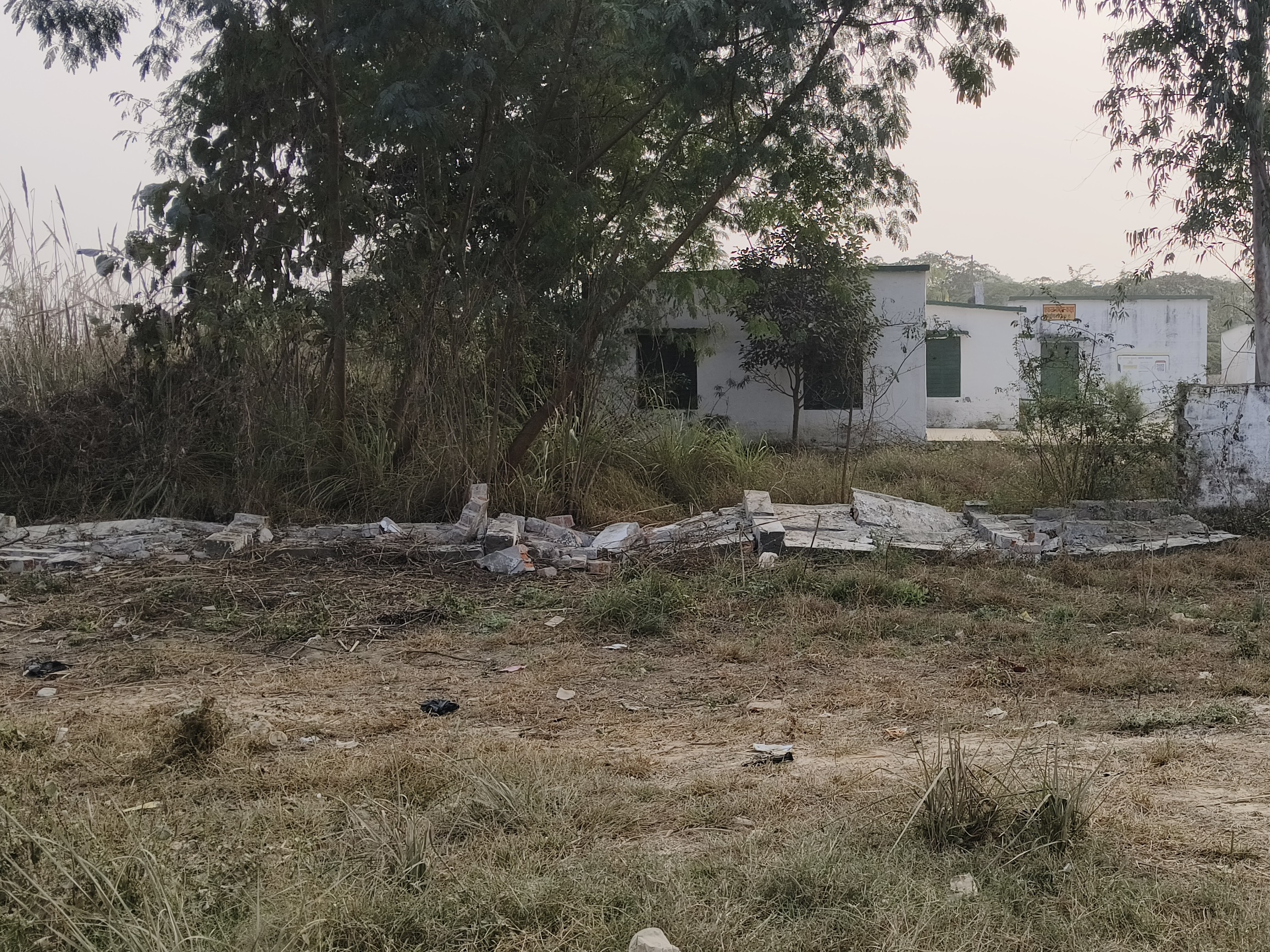The boundary of the primary school Prithvipur in Bela was broken.