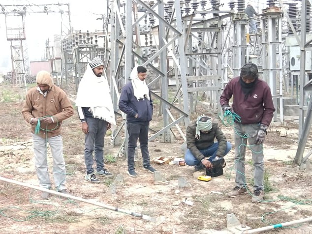 Breakdown in 33 KV line from Atrauli