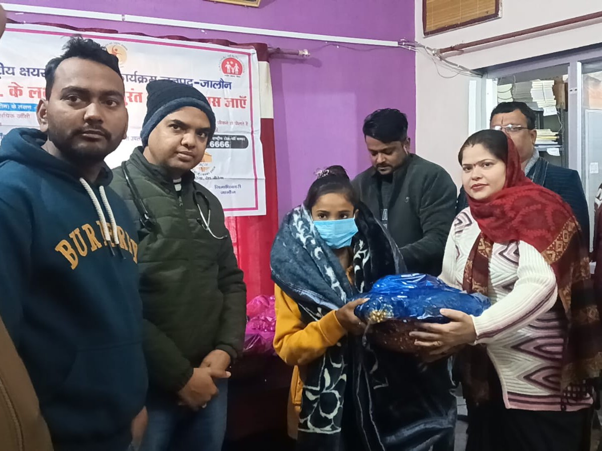 Jalaun president adopts 10 TB patients
