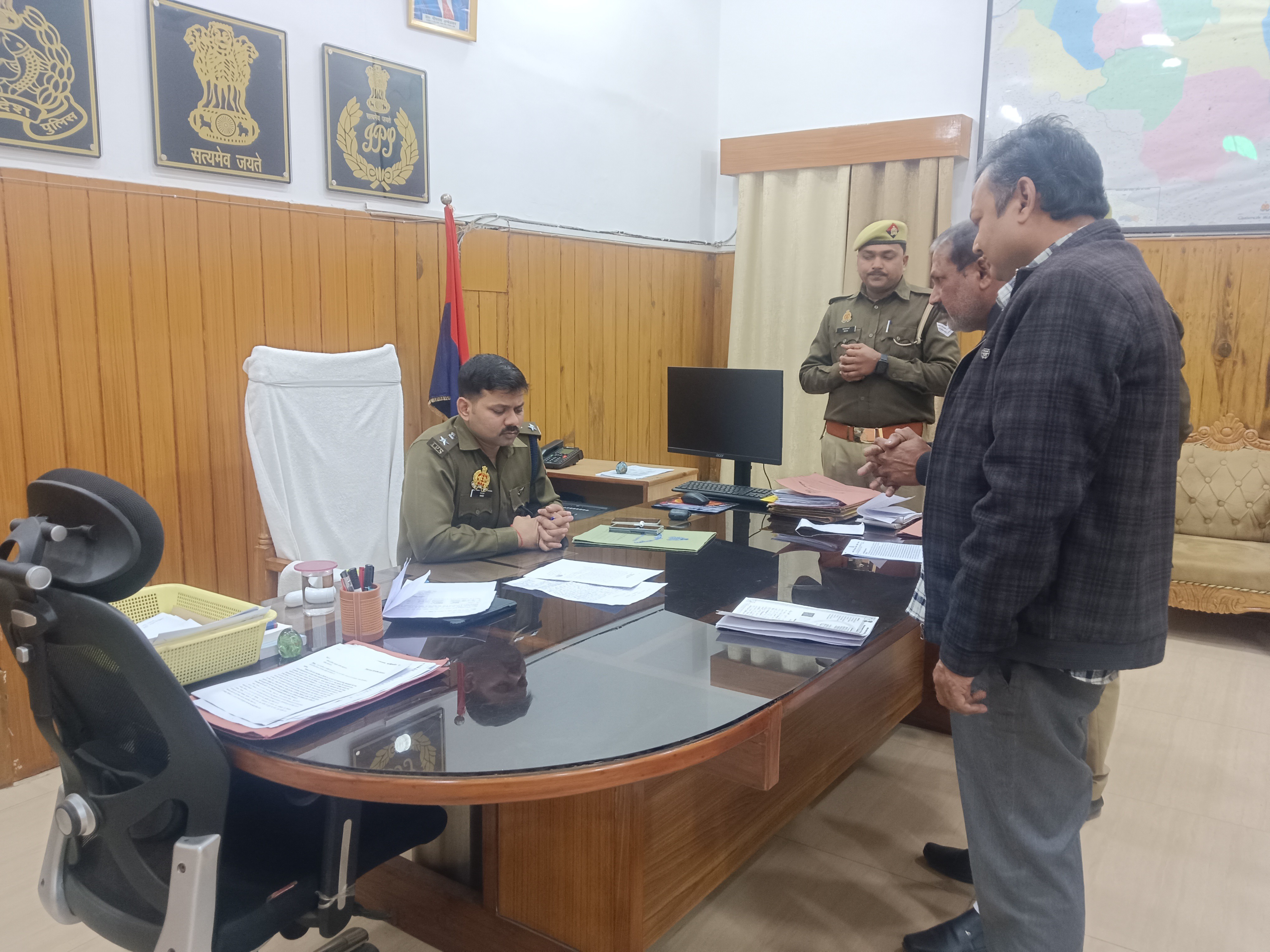 Baraha Kalan resident accuses daughter-in-law of fraud | बरहा कलां ...