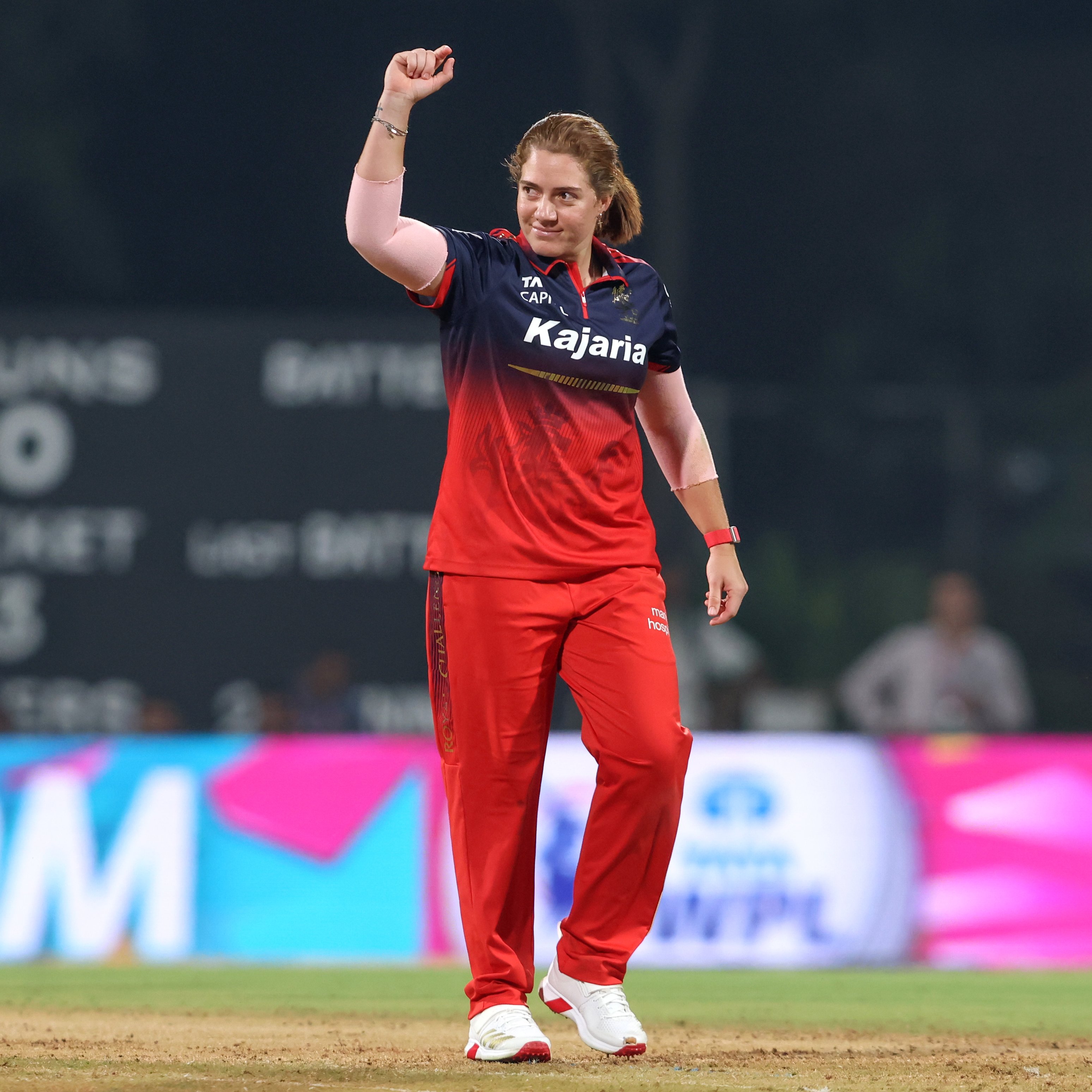 Smriti Mandhana; RCB Vs UPW WPL 2026 LIVE Score Update | Deepti Sharma ...