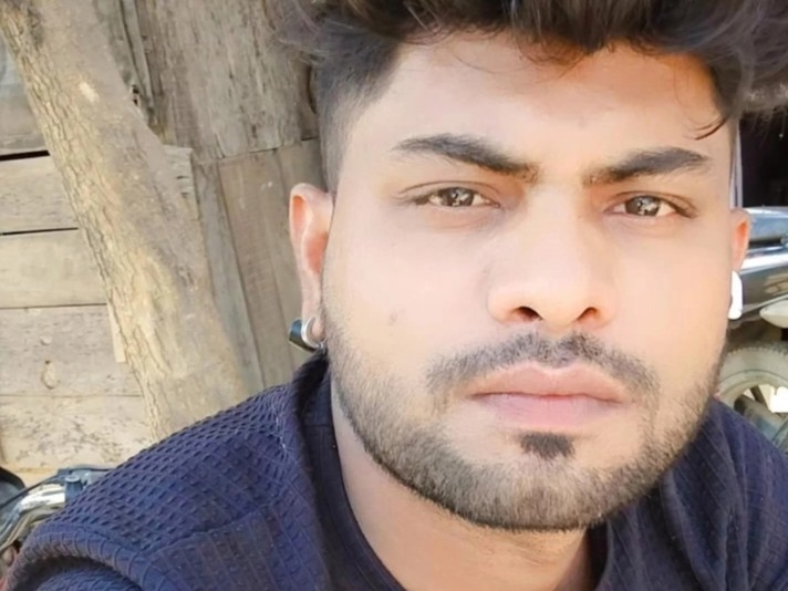 Agra-Lucknow Expressway Service Road Accident: Bike Rider Dead ...