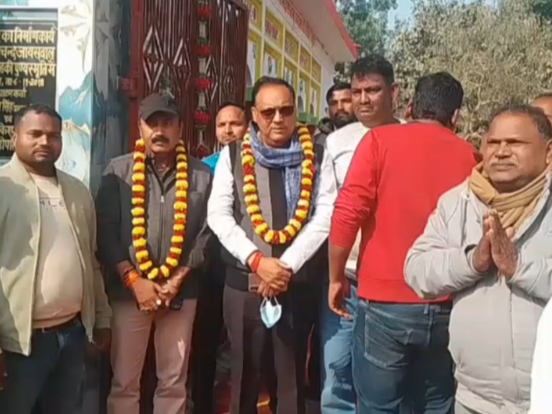 Azamgarh: Block Chief Rep & Ex-Bank Manager Inaugurate Ramdas Temple ...