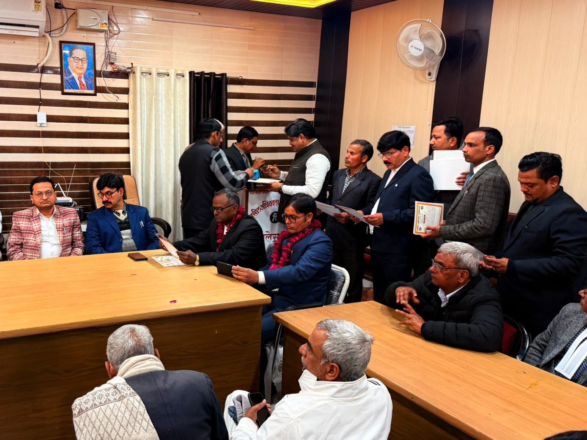 UP Bar Council Chairman Shivkishore Gaud Lists Advocate Welfare Schemes ...