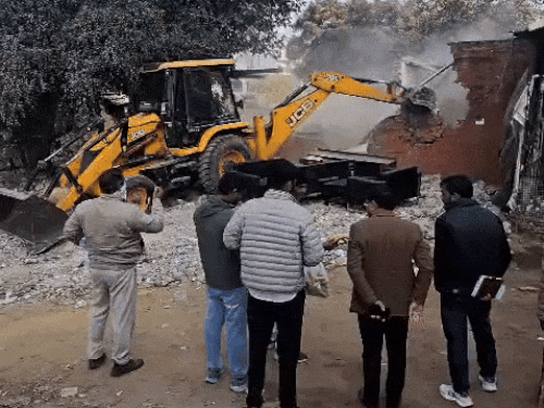 Gurugram Sector 68 Encroachment Removal Protest | Compensation Demand