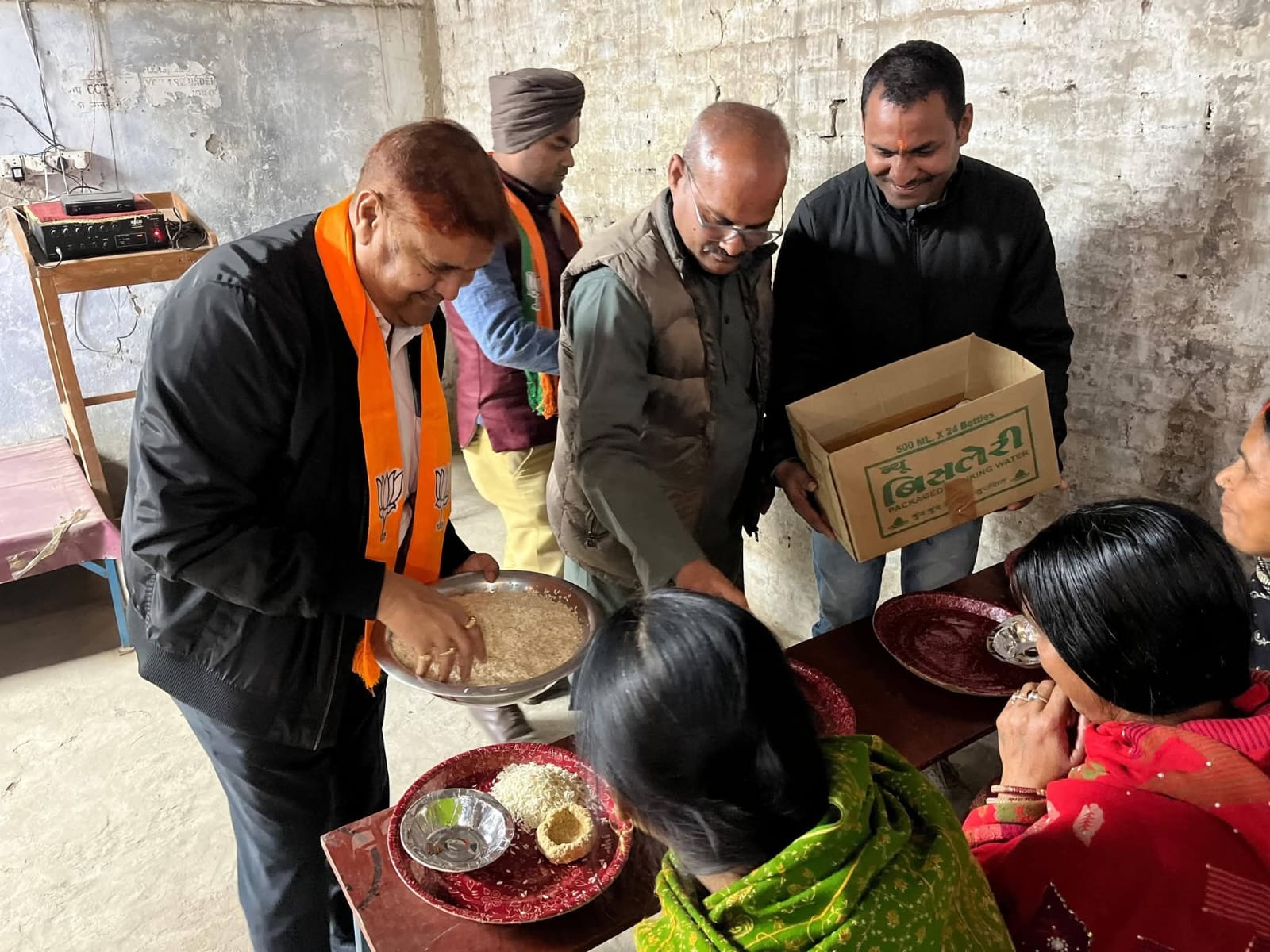Nalanda BJP Dahi-Chura Event: Tej Pratap Welcomed; Lalu Bharat Ratna ...