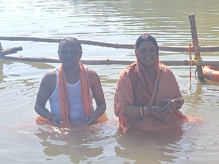 CM Mohan Charan Majhi Holy Dip Baitarani River | Odisha Makar Sankranti