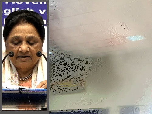 Mayawati Birthday Celebration LIVE Update; Lucknow BSP Office | BJP SP