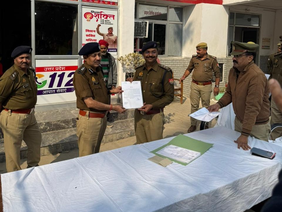 Unnao Police Rewarded Rs 10,000 for Recovering Missing Children