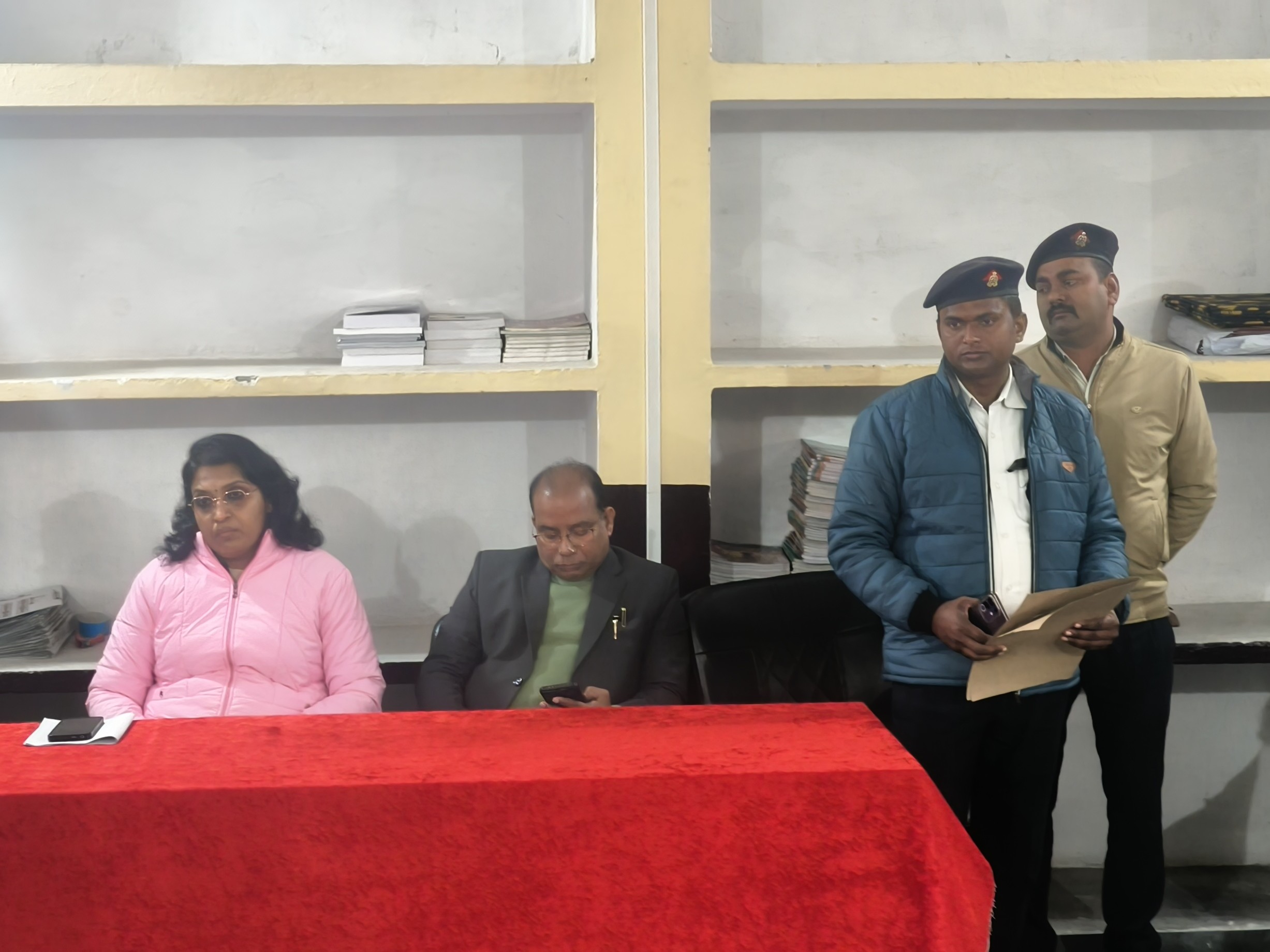 Mau Chandrapublic School Traffic Rules Awareness | SP Shyam Sundar Pandey