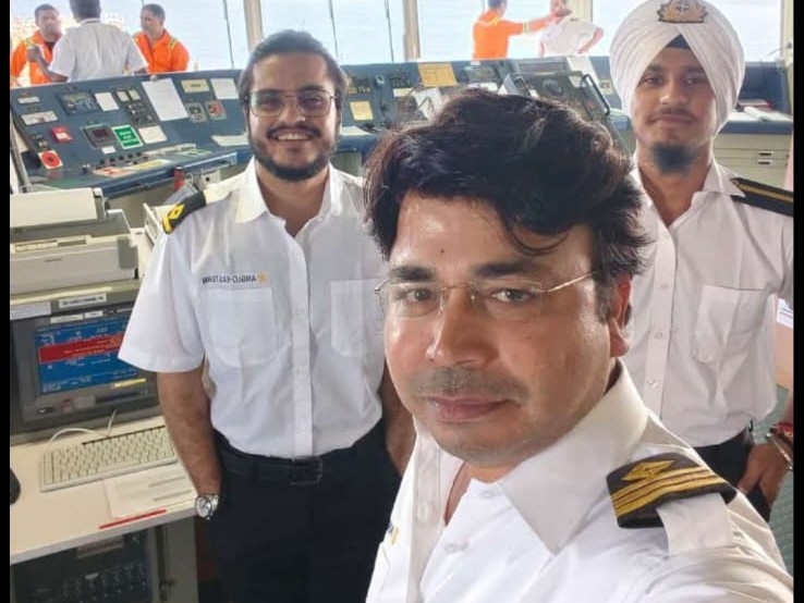 Merchant Navy Captain Stuck Iran | Parents Appeal Govt for Release