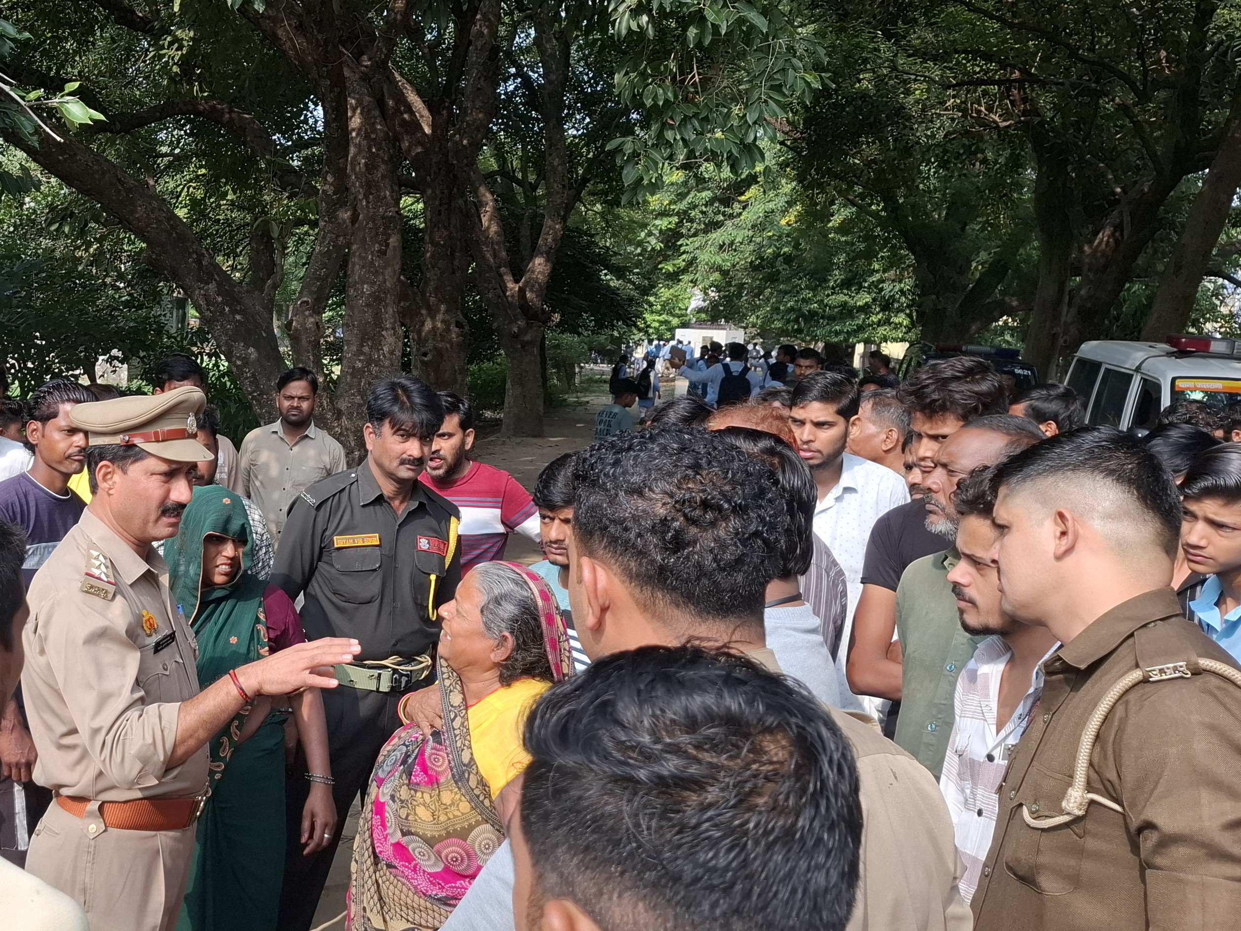 Jasrana Youth Suicide | Ravri Village Tree