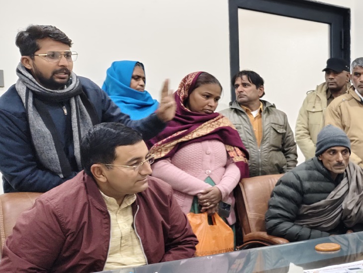 Kaithal Pundri MLA Satpal Jamba Hears Public Issues, Kaithal Orders ...