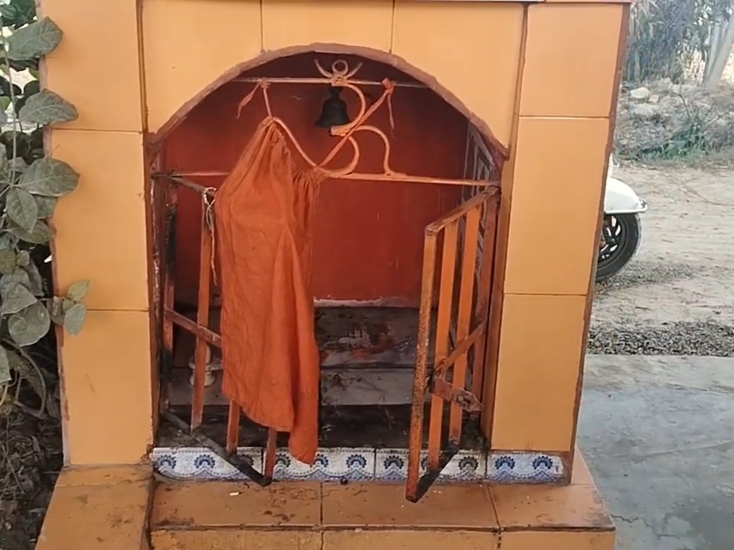 Kunda Faridpur Bajrangbali Idol Theft | Police Investigation Underway