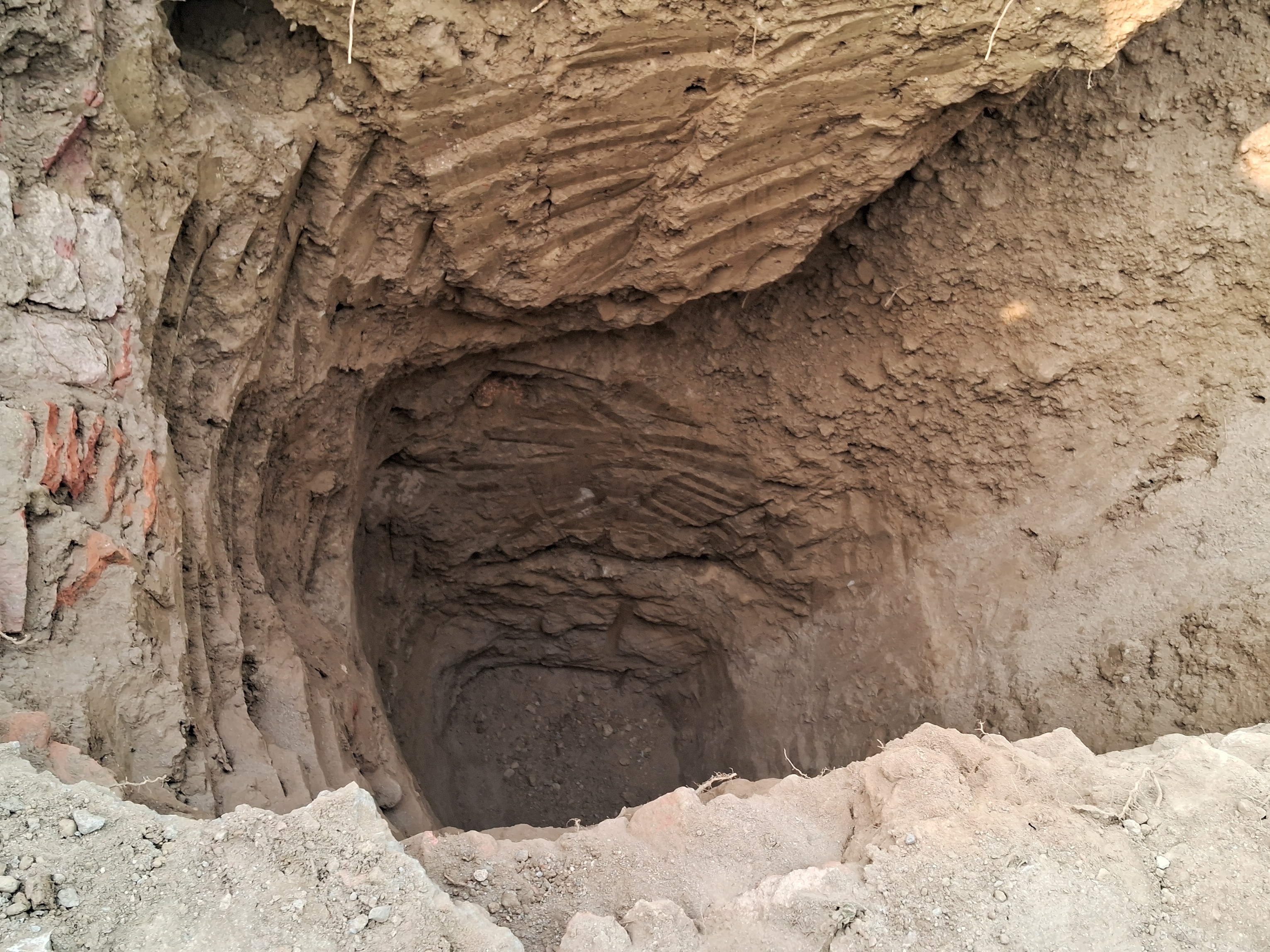 Bilsi Idgah Graveyard Old Grave Dug | Police Probe Tantric Activity ...