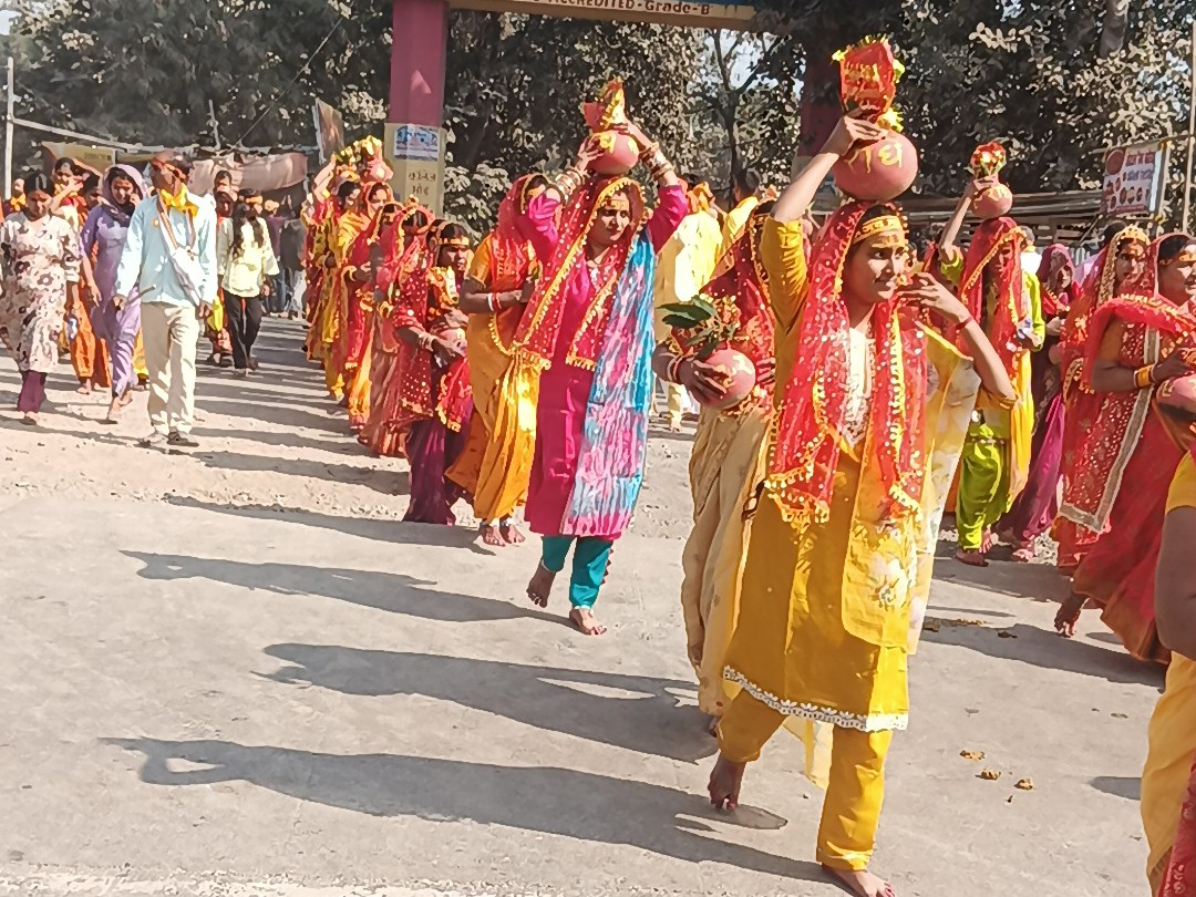 Vaibhav Lakshmi Mahayagna Begins in Pawa Village | 551 Kalash Yatra