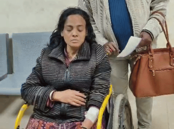 Agra Woman Attacked in Laws House | CCTV Footage, FIR Denied