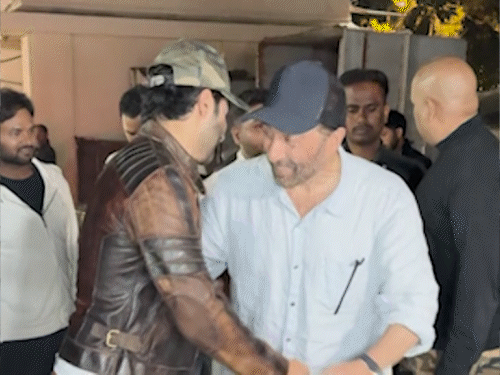 Border 2 Screening Mumbai | Sunny Deol, Ahan Shetty, KL Rahul, Athiya ...