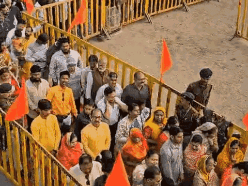 Dhar: Puja & Namaz Simultaneously; Police Celebrate Peaceful Basant ...