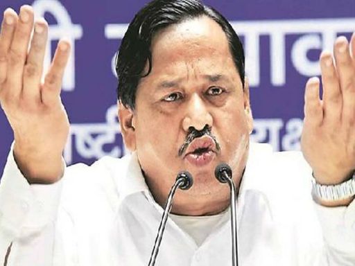 UP Congress Leader Naseemuddin Siddiqui Joins SP | Lucknow