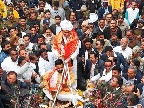 CM Yadav Wields Gada, Rides Bullock Cart at Ujjain Rahagiri