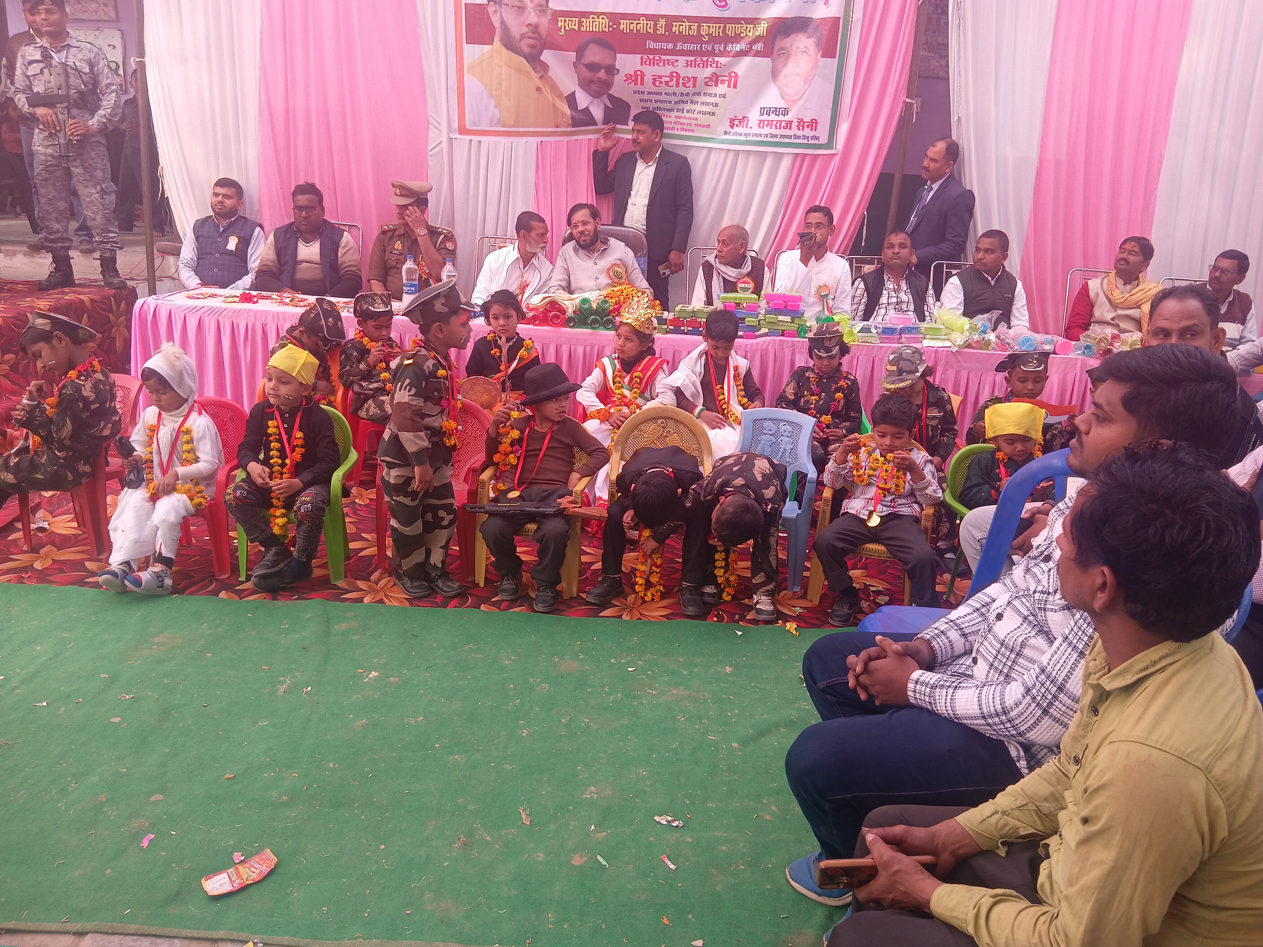 Raebareli MLA Dr. Manoj Pandey Visits Dhamdhama School Republic Day Event