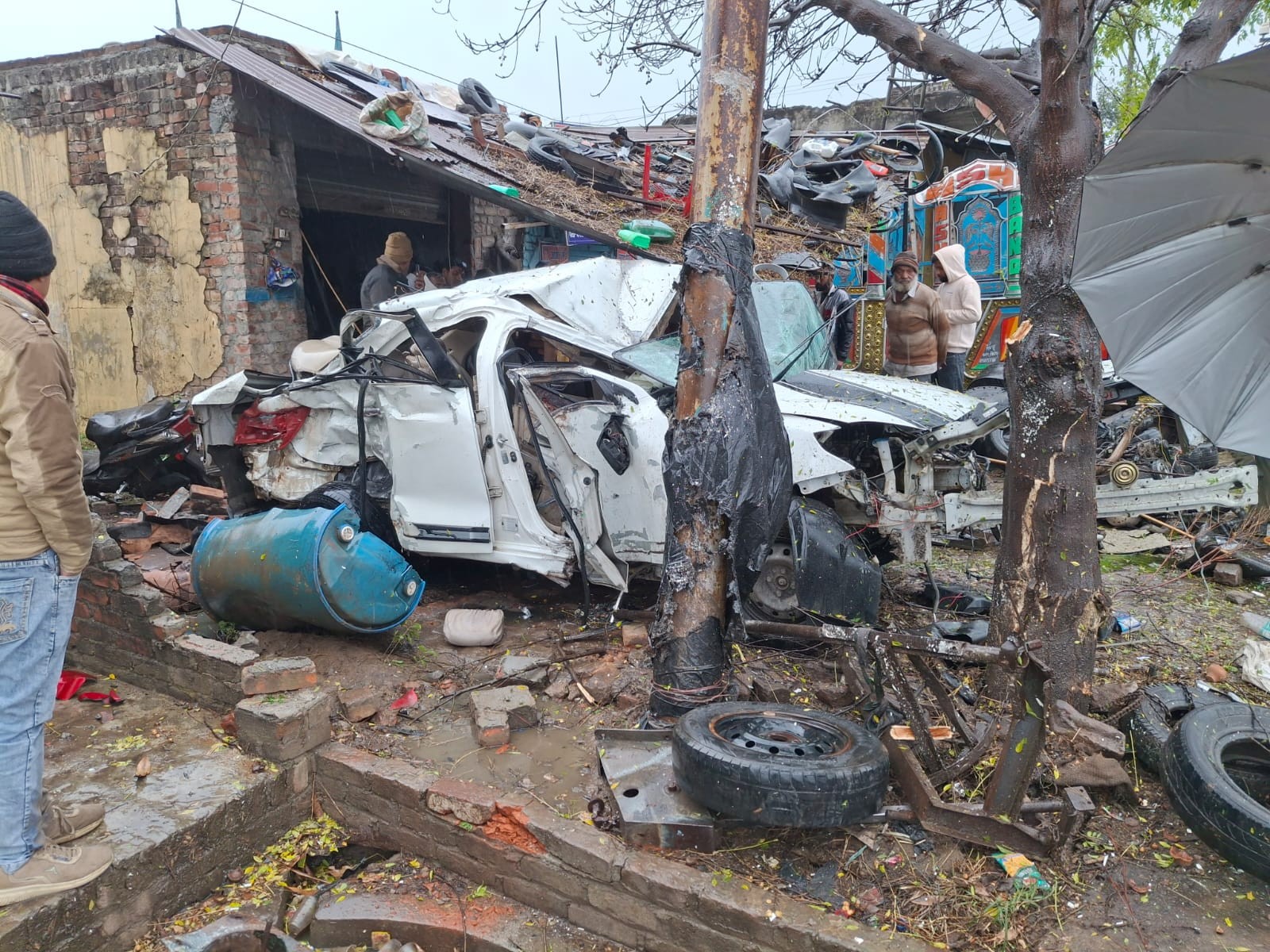 Bijnor Accident: Speeding Car Hits Bridge, Two Youths Dead