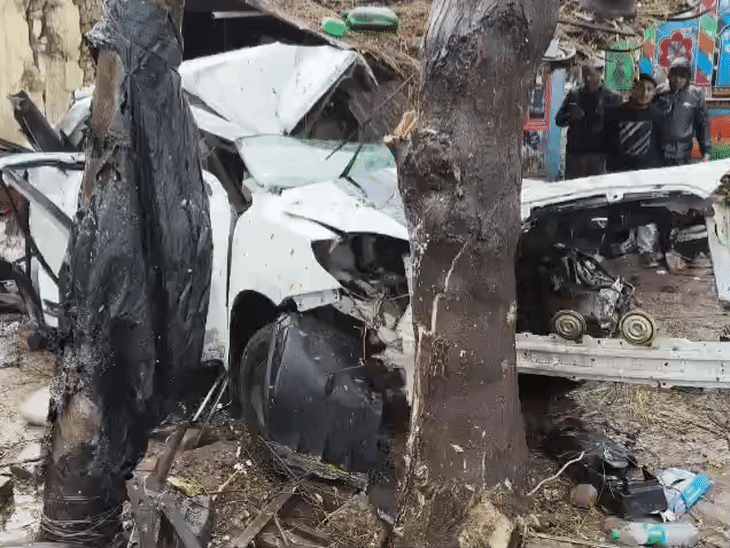 Bijnor Accident: Speeding Car Hits Bridge, Two Youths Dead