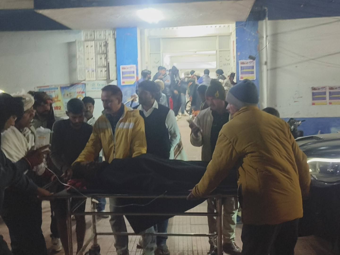 Buxar Kirana Businessman Shot | Varanasi Trauma Center Refer