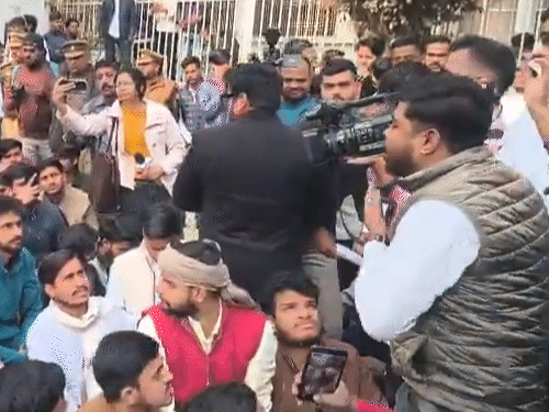 Lucknow University Students Split Over UGC Equity Rules | General ...