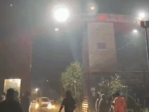 Drug Smuggler Released on Bail Creates Ruckus Outside Faridabad Jail ...